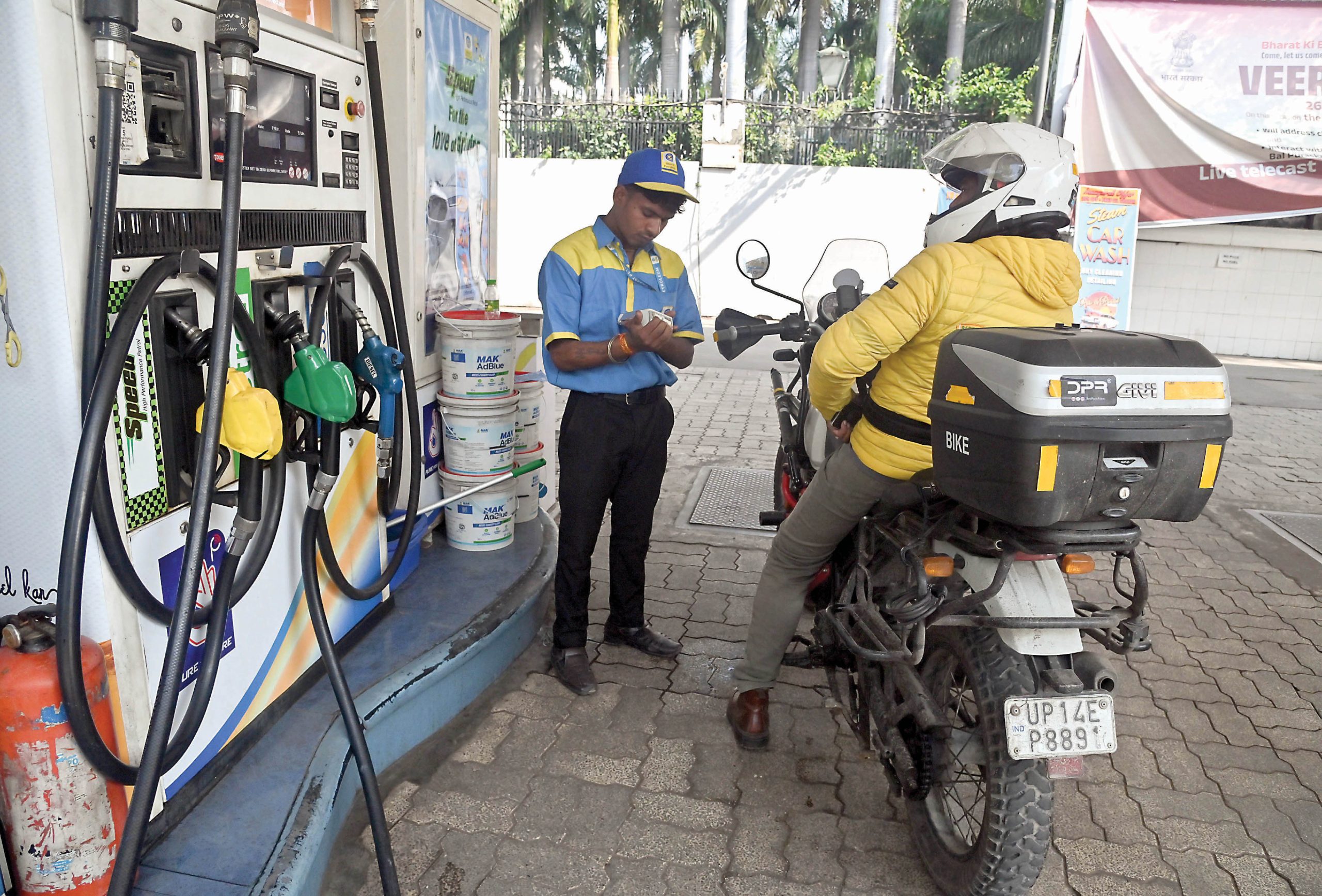 Price hike averted: Centre cuts excise duty on petrol and diesel – The ...