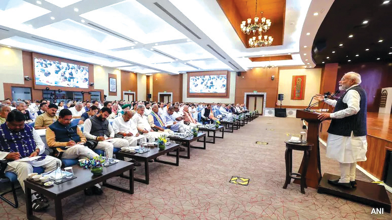 PM maps strategy, pushes for self-reliance at secy meet - The Navhind Times